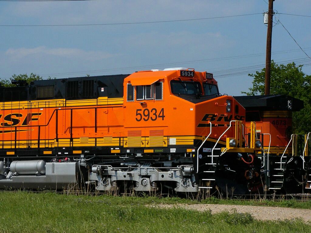 BNSF 5934